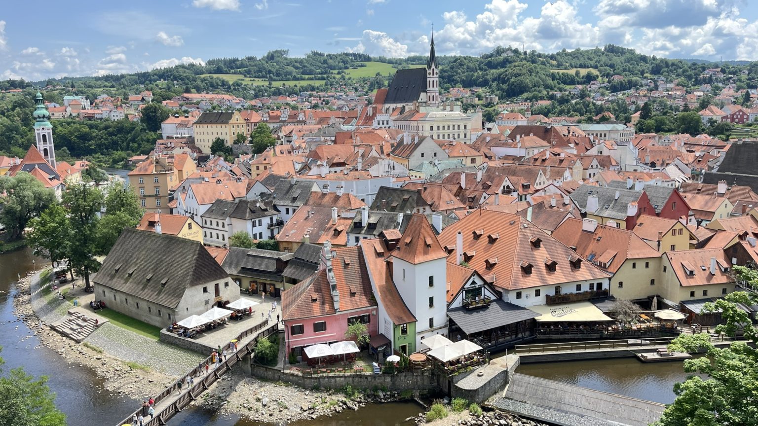 【ヨーロッパ女一人旅】vol.24 リトアニア・ヴィリニュス｜ヴィリニュス駅を歩く──荷物預かりから市内バスまで徹底解説 - Solori.